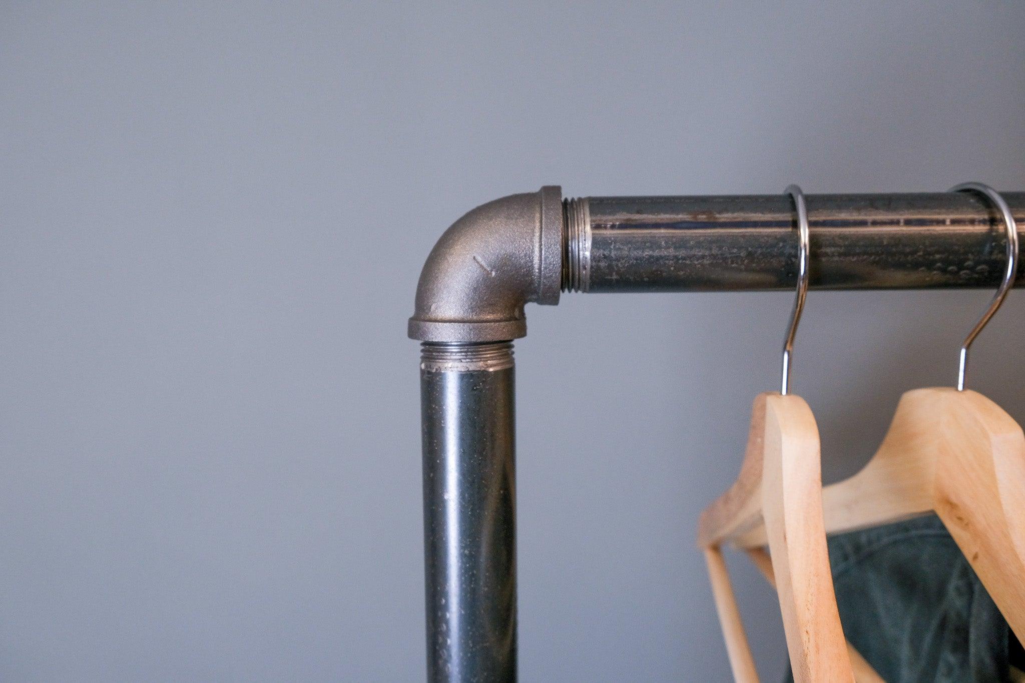Rouha. Clothes Rail. Hanging Out. – Pastos Co